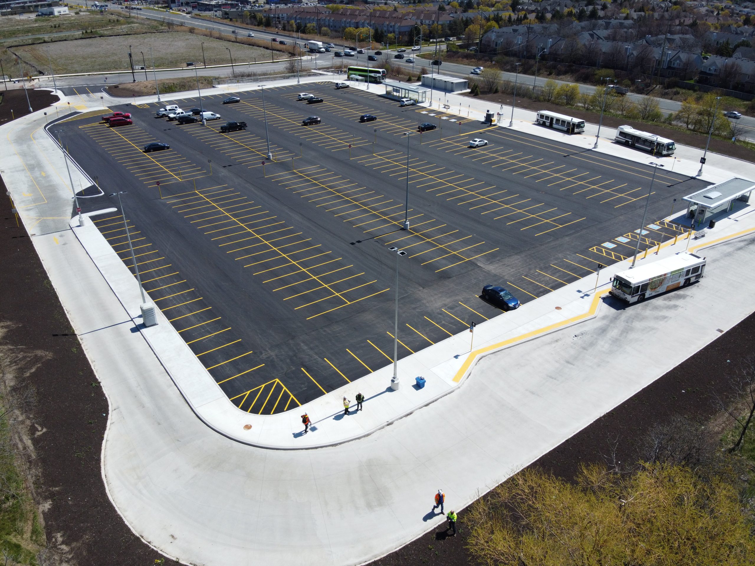 Dundas and Highway 407 CARPOOL LOT - Loc Pave